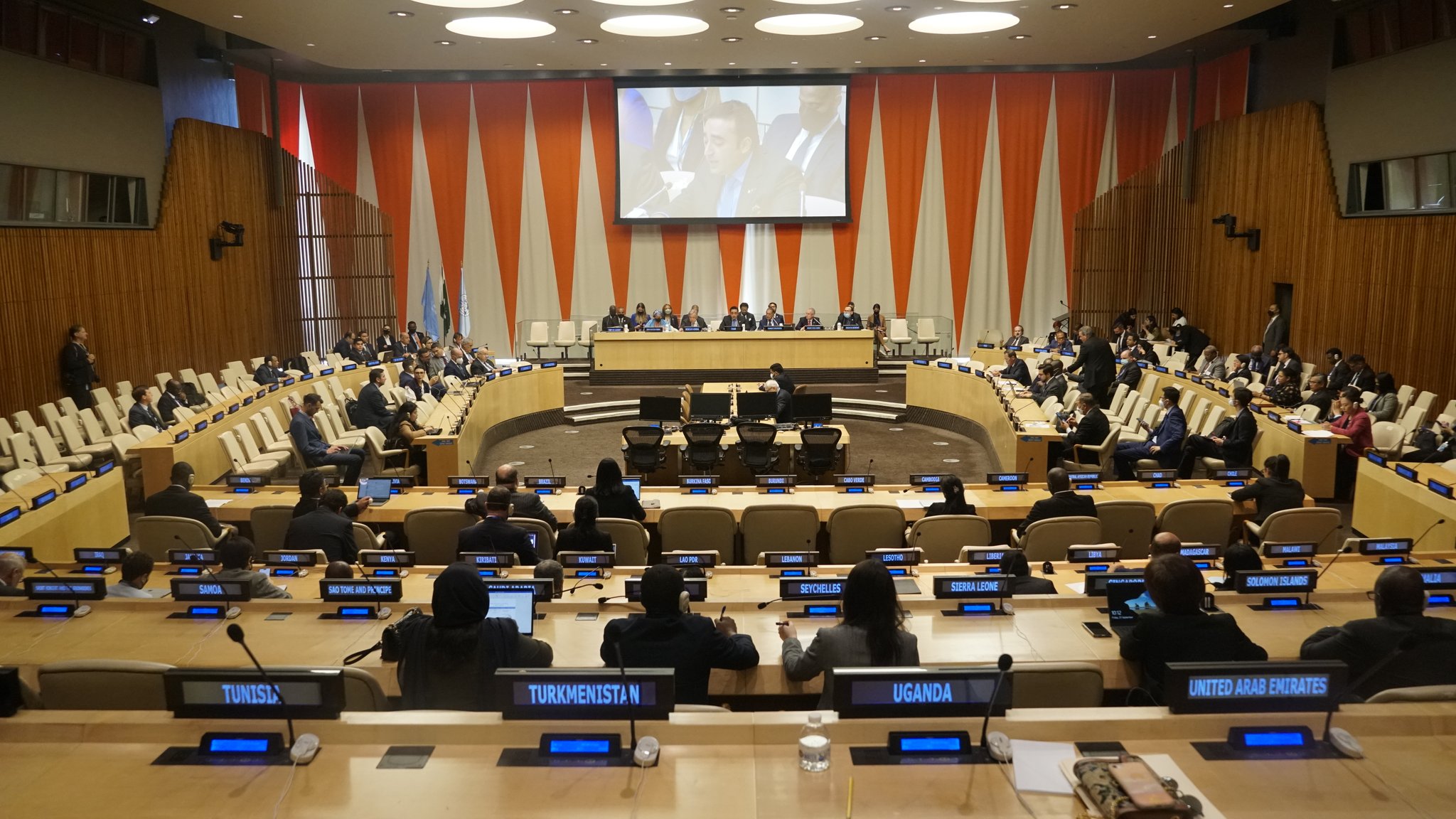 Cuba es elegida como presidente del G77 más China en 2023 - Por la Línea