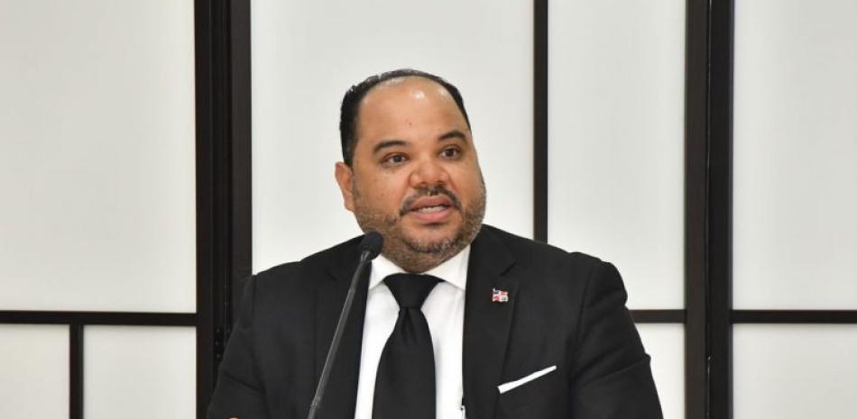 El Defensor del Pueblo alerta sobre posible fracaso de "Libro Abierto ...
