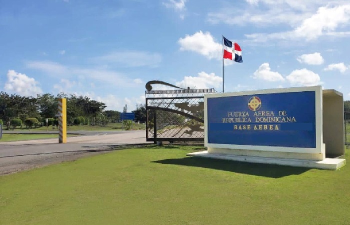 Dispuso creación de Base Aérea