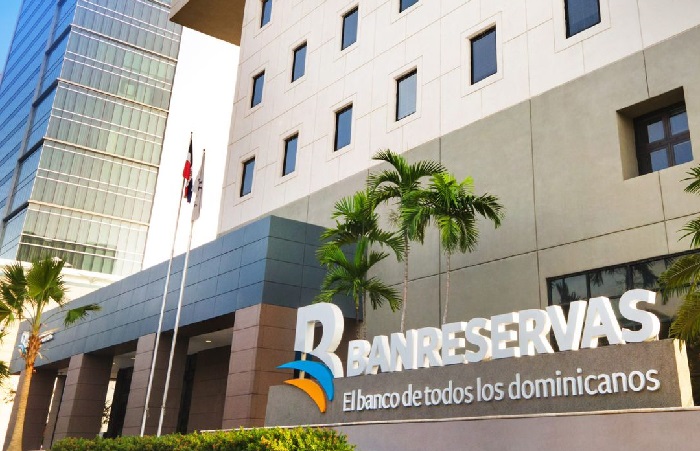 Banreservas, Mejor Banco para PYMES en RD y el Caribe - Por la Línea