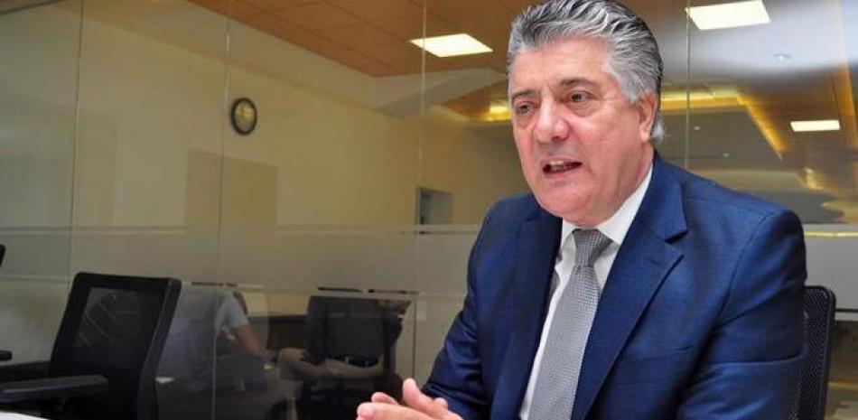 Roberto Santana dice terminación Las Parras era de 280 M - Por la Línea