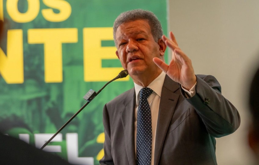Leonel llama gobierno de "los popis" a gestión de Abinader - Por la Línea