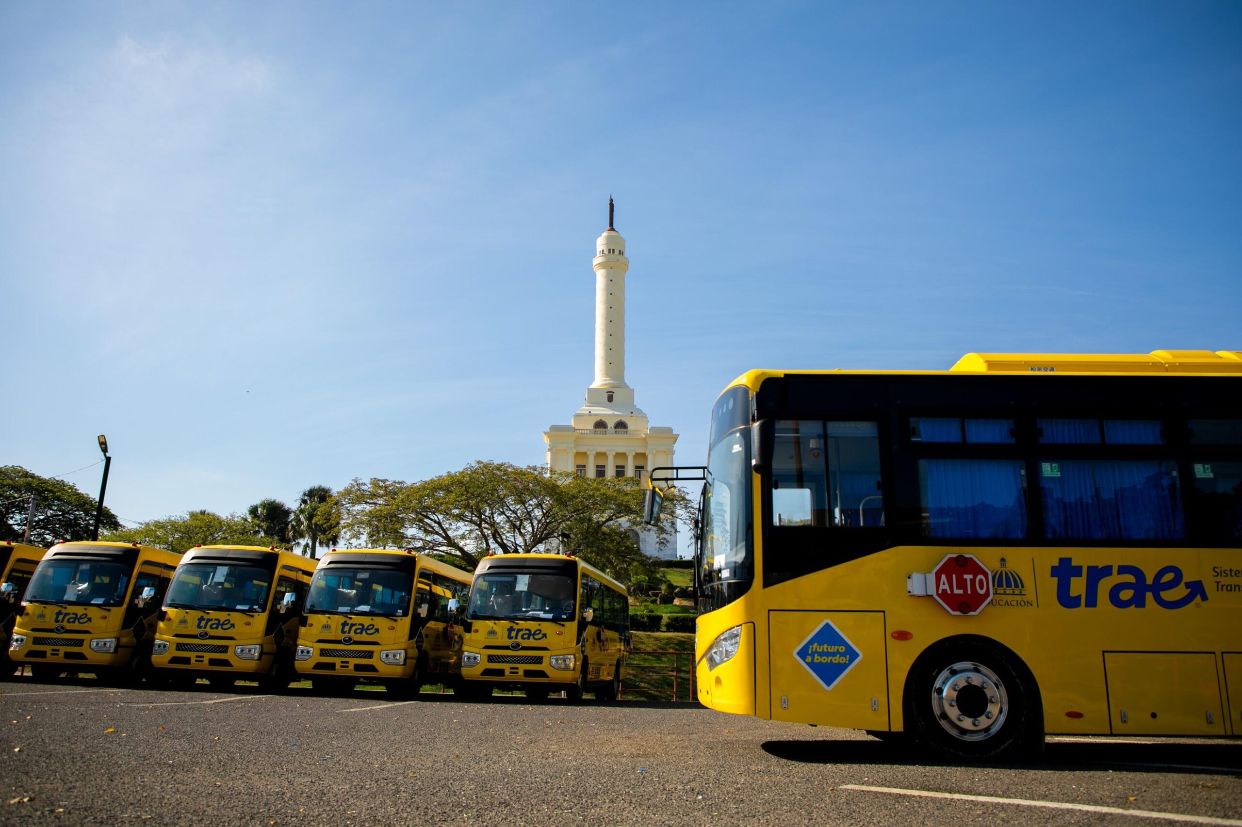 Gobierno activa primeras 41 rutas del Transporte Estudiantil para ...