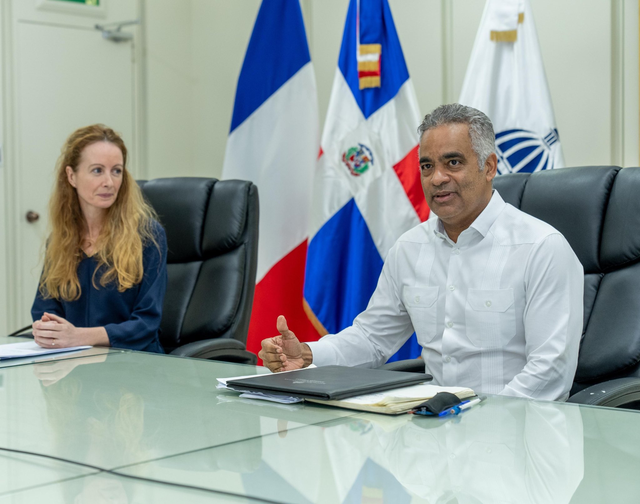 Gobierno RD y Agencia Francesa acuerdan impulsar transición energética ...